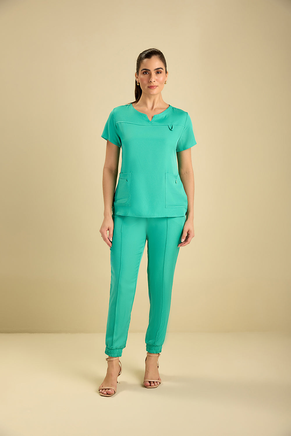 Scrub Feminino Fabiana - Verde Jade – Sarita Scrubs