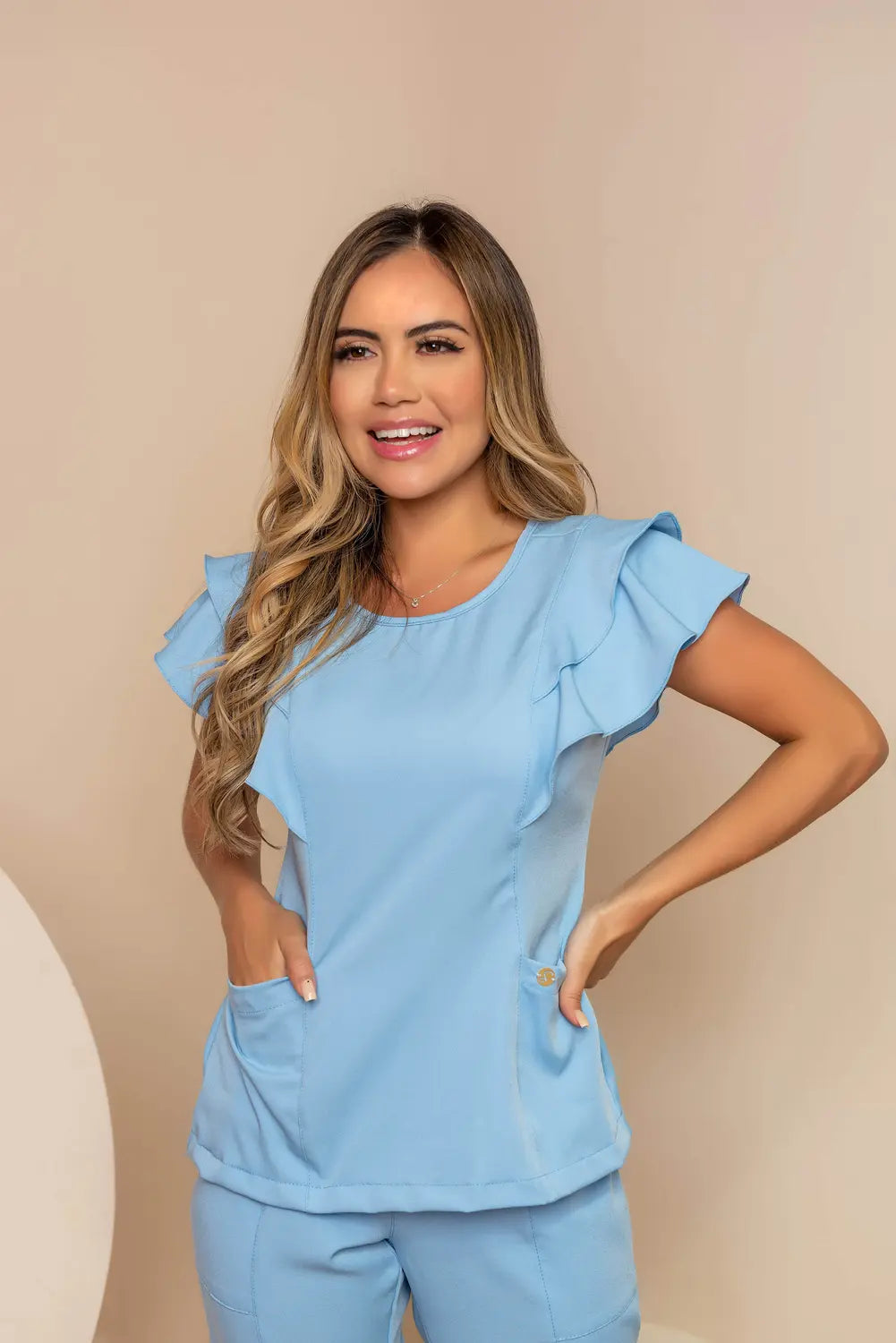 Scrub Feminino Cláudia - Azul Candy – Sarita Scrubs